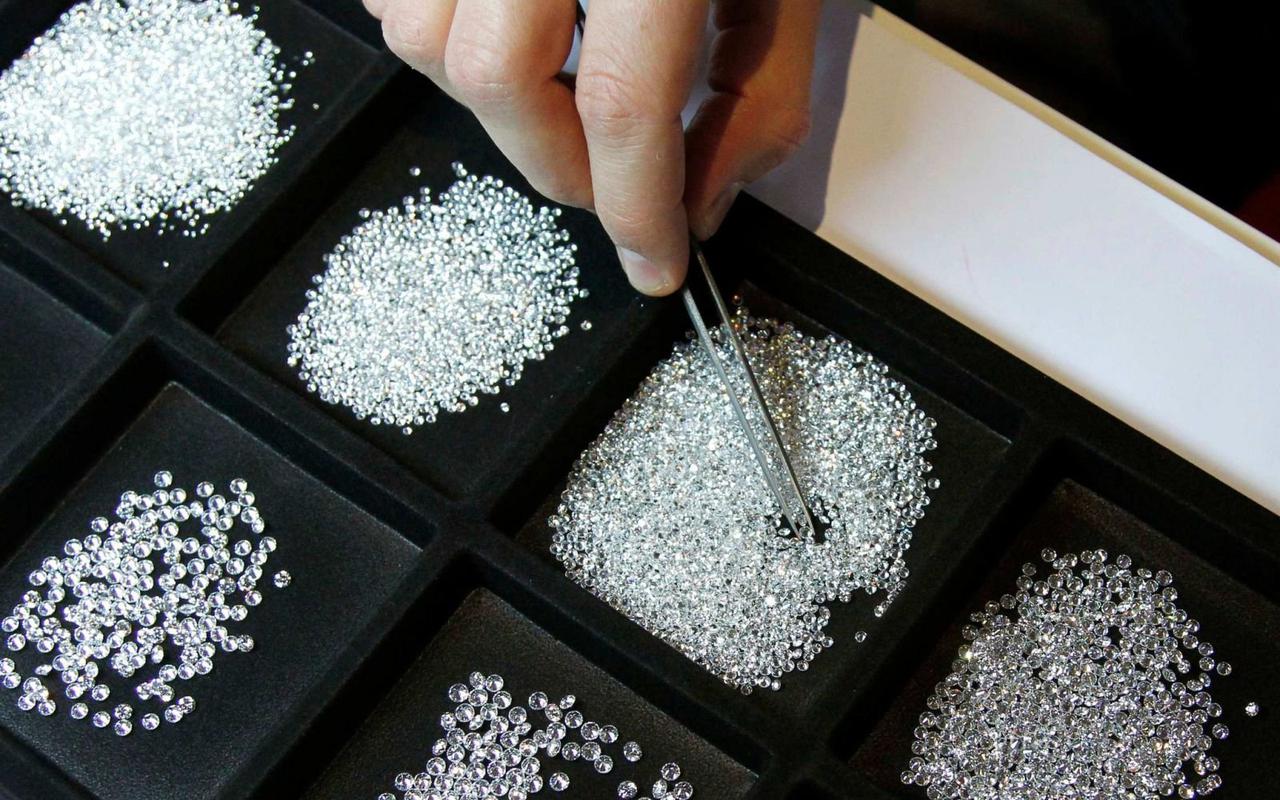 The diamond market in the world and in Russia are two different markets